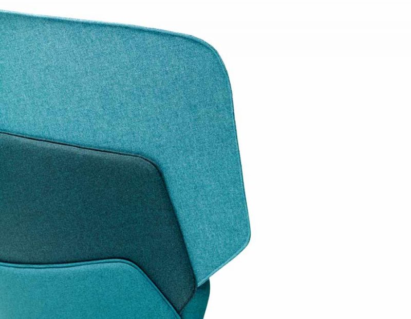 The easy chair LAYER is characterized by three layers by Läufer ...