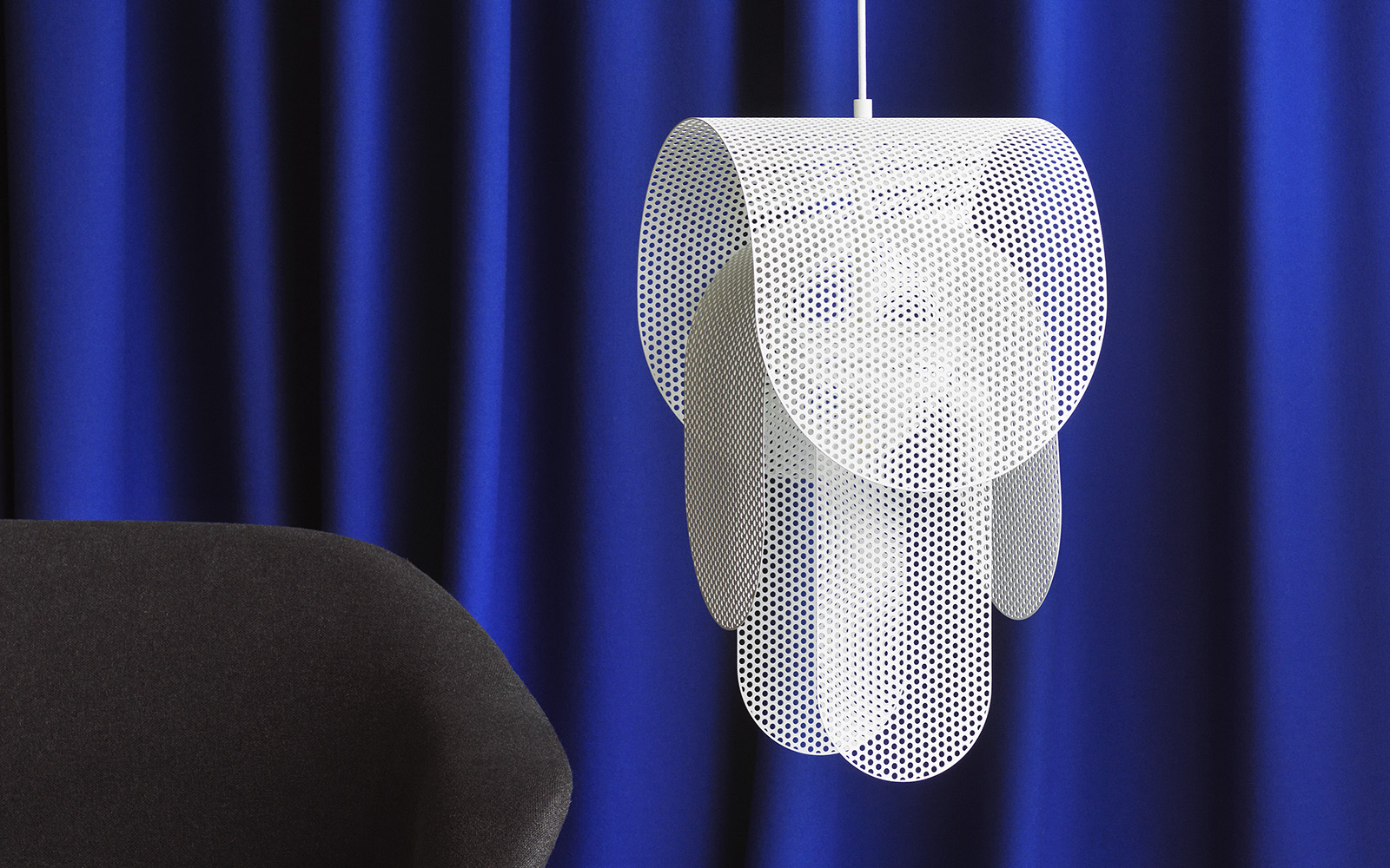 Superpose is the name of a new sculptural statement lamp by Frederik ...