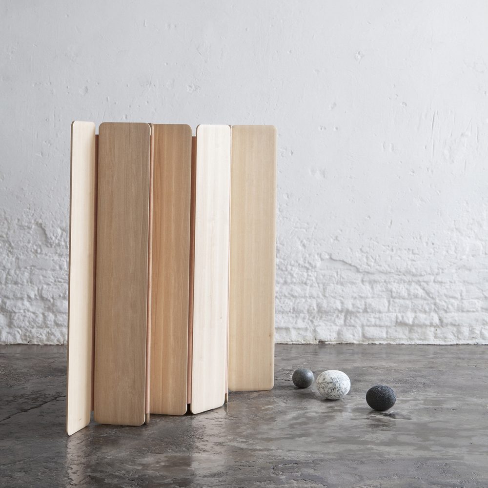 The simple and carefully detailed Separat space divider by Cecilie Manz ...