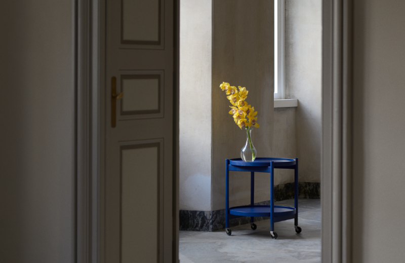 New and exclusive Limited Edition of Hans Bølling’s classic tray table in collaboration with ...