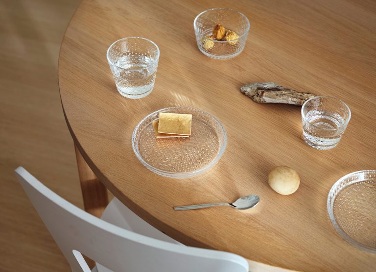 Iittala Re-introduces Tundra Glassware by Oiva Toikka ...