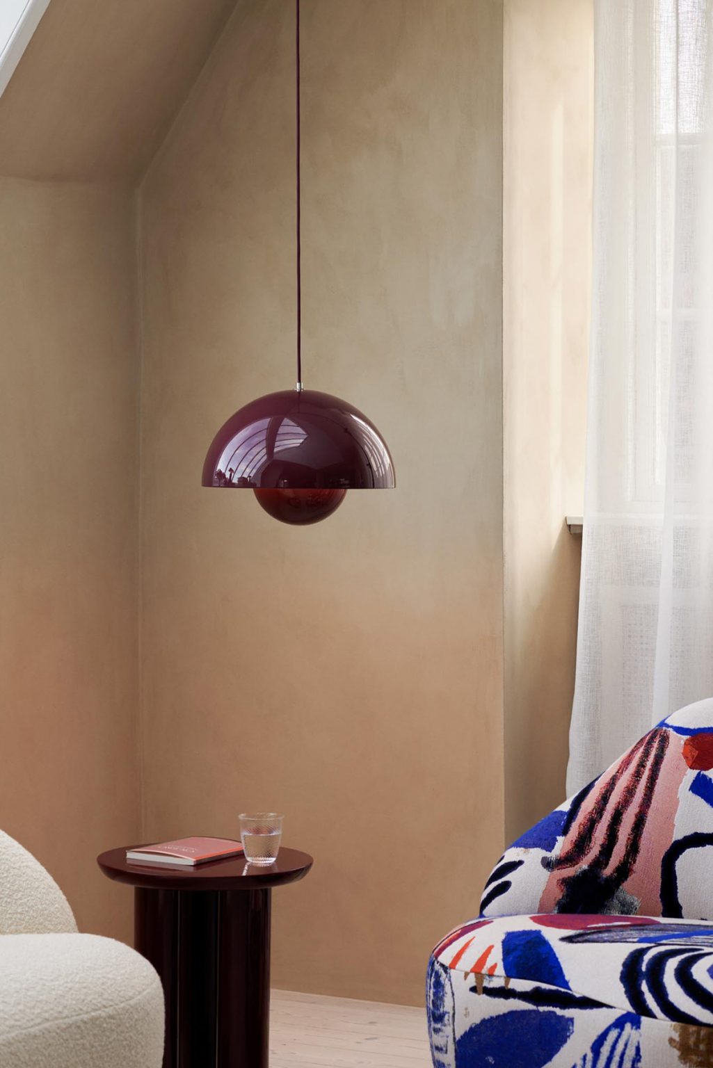 The iconic flowerpot lamps by Verner Panton in contemporary new colours ...