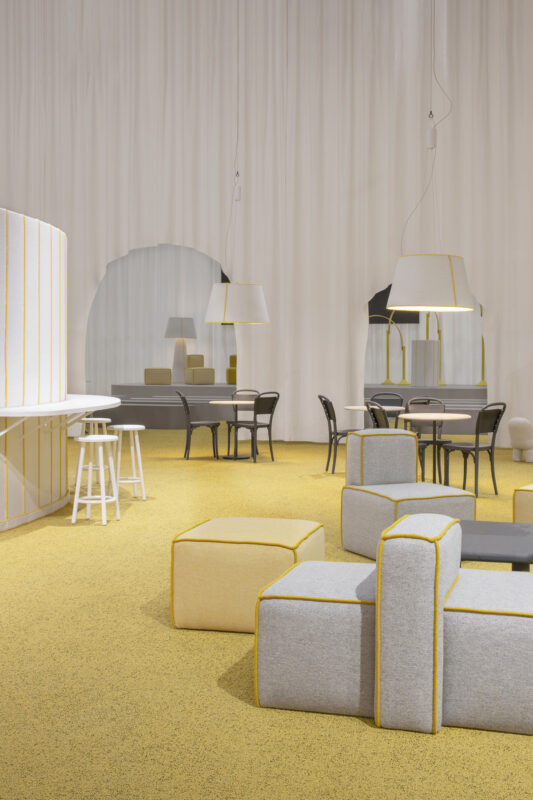 Crispbread in crystal designed by Färg & Blanche – Målerås Glasbruk ...