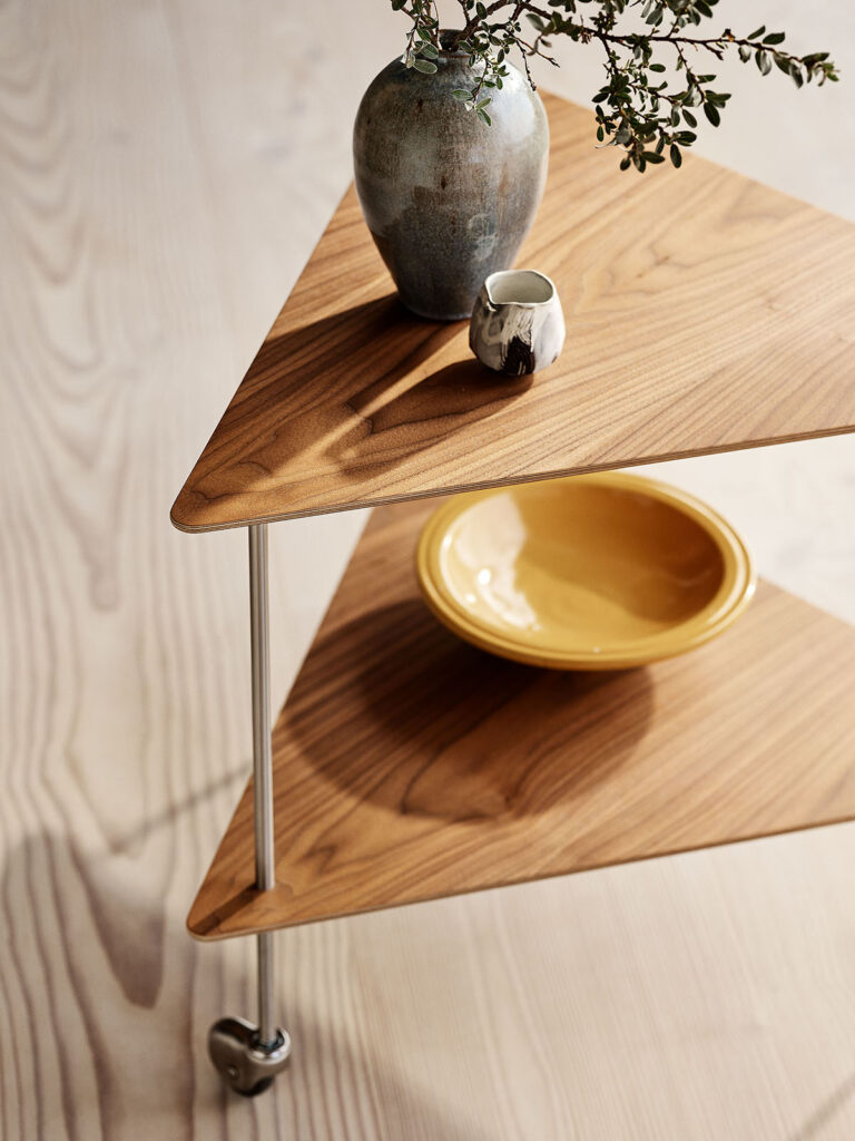 New colour palette of the AJ Lamp Family by Arne Jacobsen – Louis ...